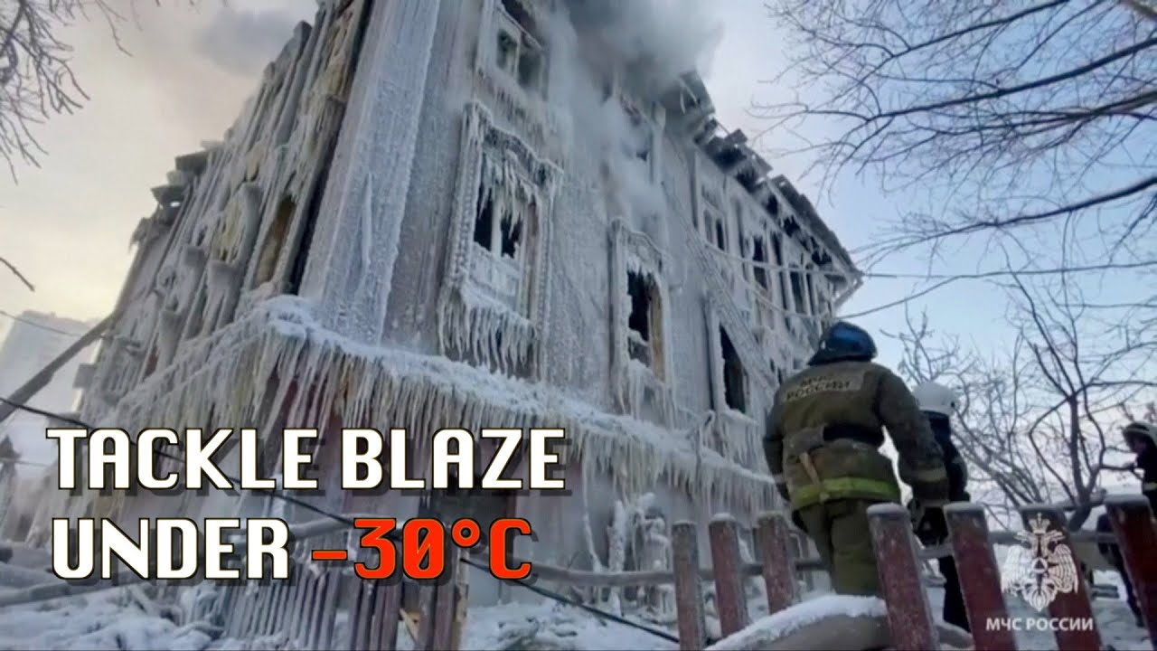 ‘Fire in -30℃’ House left encrusted with icicles after firefighters ...