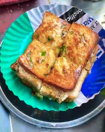 Special Cheesy Bread Omlet Recipe 😍 | indian street food | street food ...
