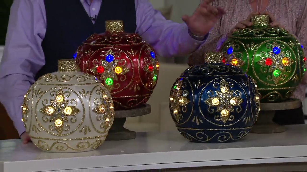 Kringle Express Indoor/Outdoor Oversized Lit Ornament on QVC - YouTube