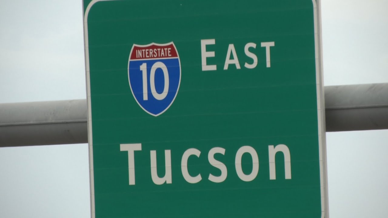Sign installation to close major part of I-10 in Phoenix - YouTube