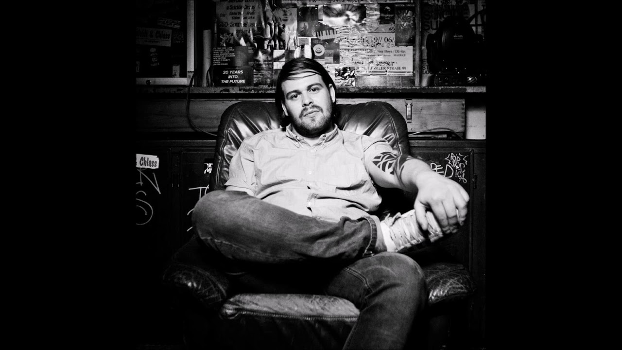 MZR - Mike Wall [Original Mix] - YouTube