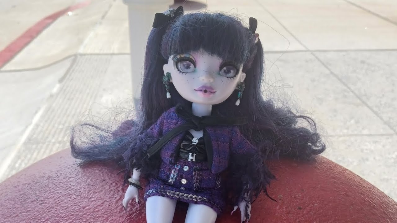 Veronica's Target Doll Hunt for the Barbie Dream Besties Renee Doll!🖤💜 - YouTube