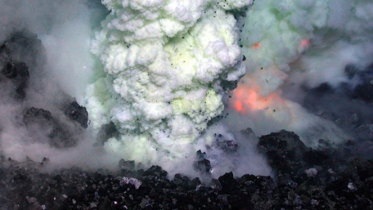 North Iwo Jima Volcano Eruption Update; New Eruption Occurs at Kita ...