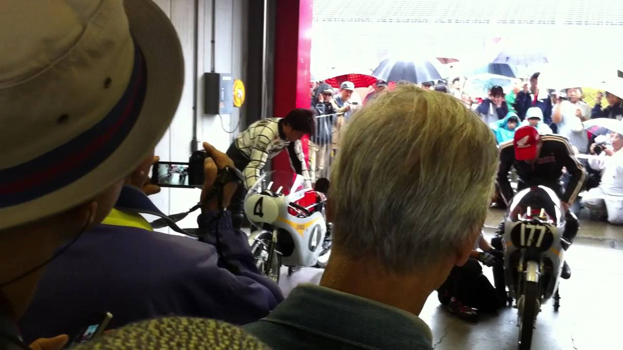 2012/9/23 GOOD OLDAYS2012 Honda RC146(1965) - YouTube
