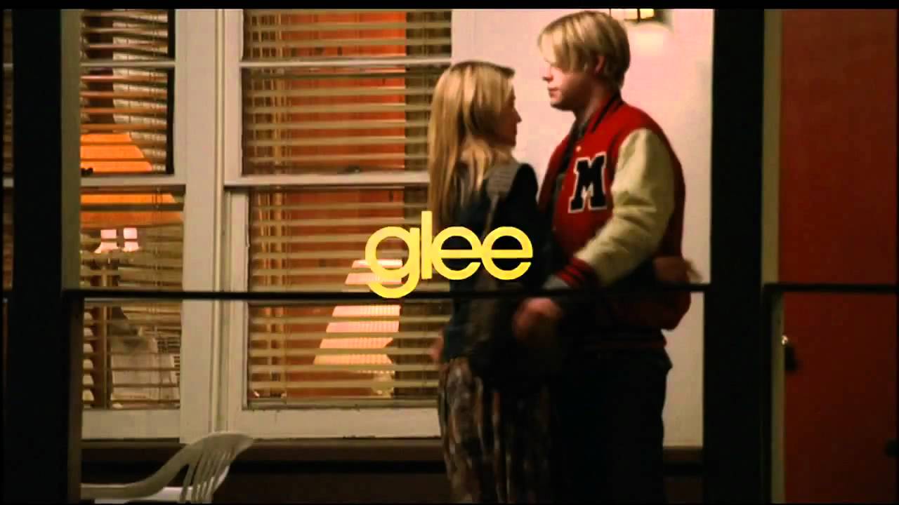 GLEE - #2 PROMO DE 2X19 "RUMORS" HD - YouTube