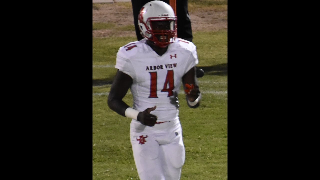 DE Rickey Jones Arbor View STG (vs Basic) - YouTube