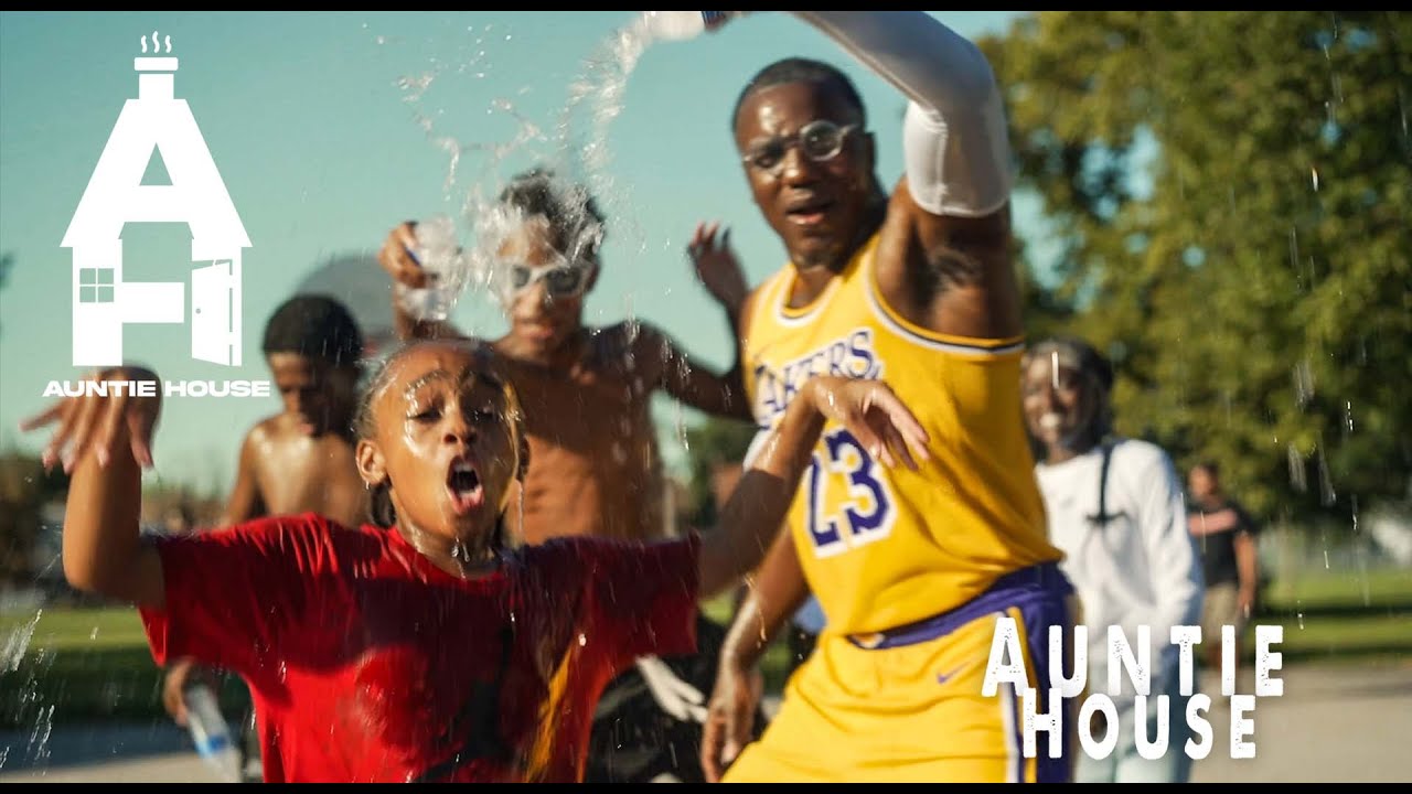 Yoppi Yop feat. Pauly Flexx- Do The Water Dance (Official Music Video ...