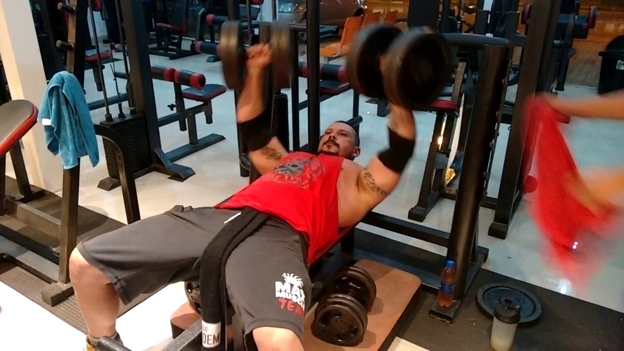 Série treino de crucifixo - YouTube