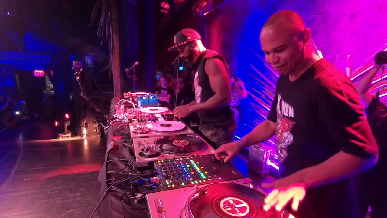 Mista Sinista & Rob Swift (X-Ecutioners) at Sony Hall - YouTube