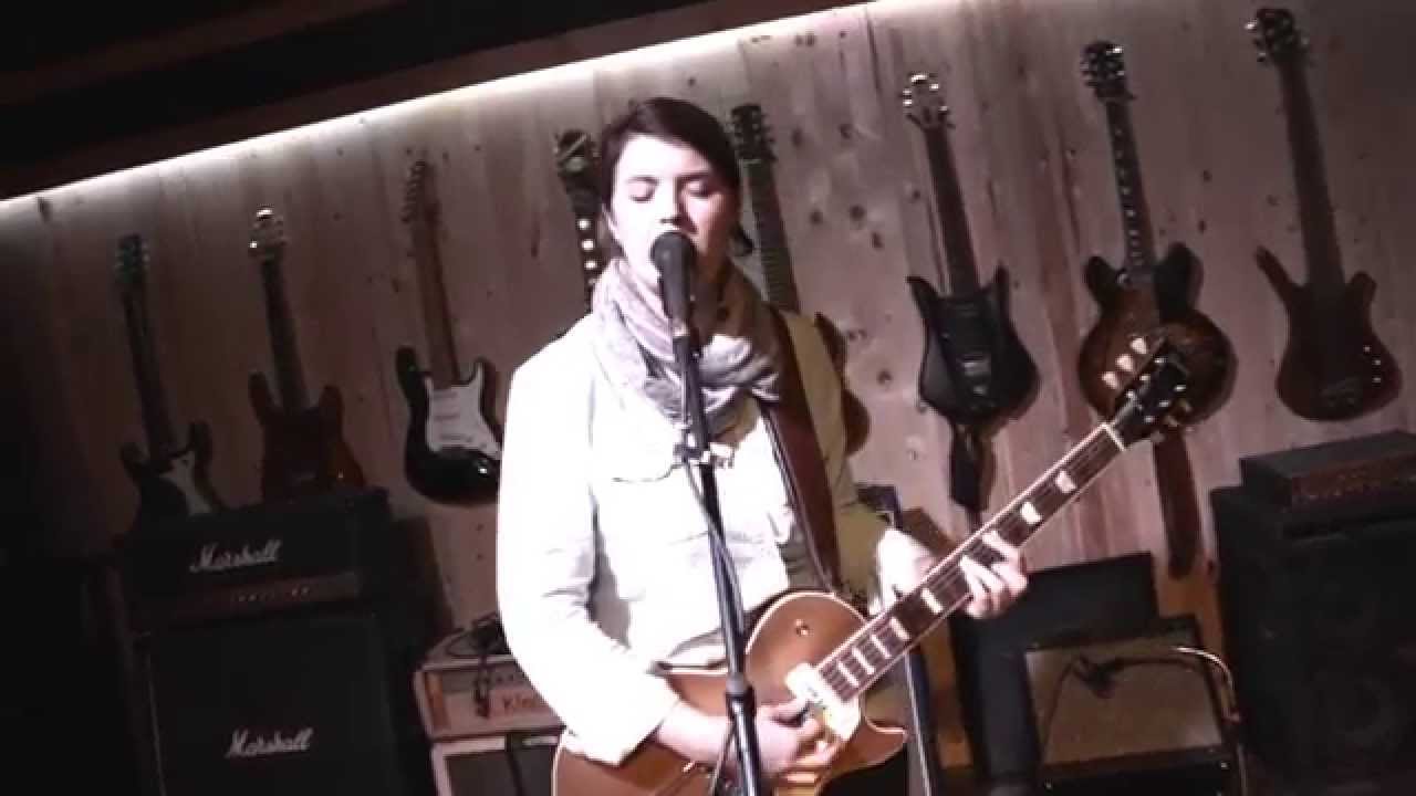 The Wellington Folk Live at Tractorgrease - YouTube