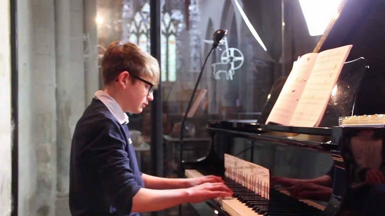 Finn Harrison - The Entertainer (Joplin) - YouTube