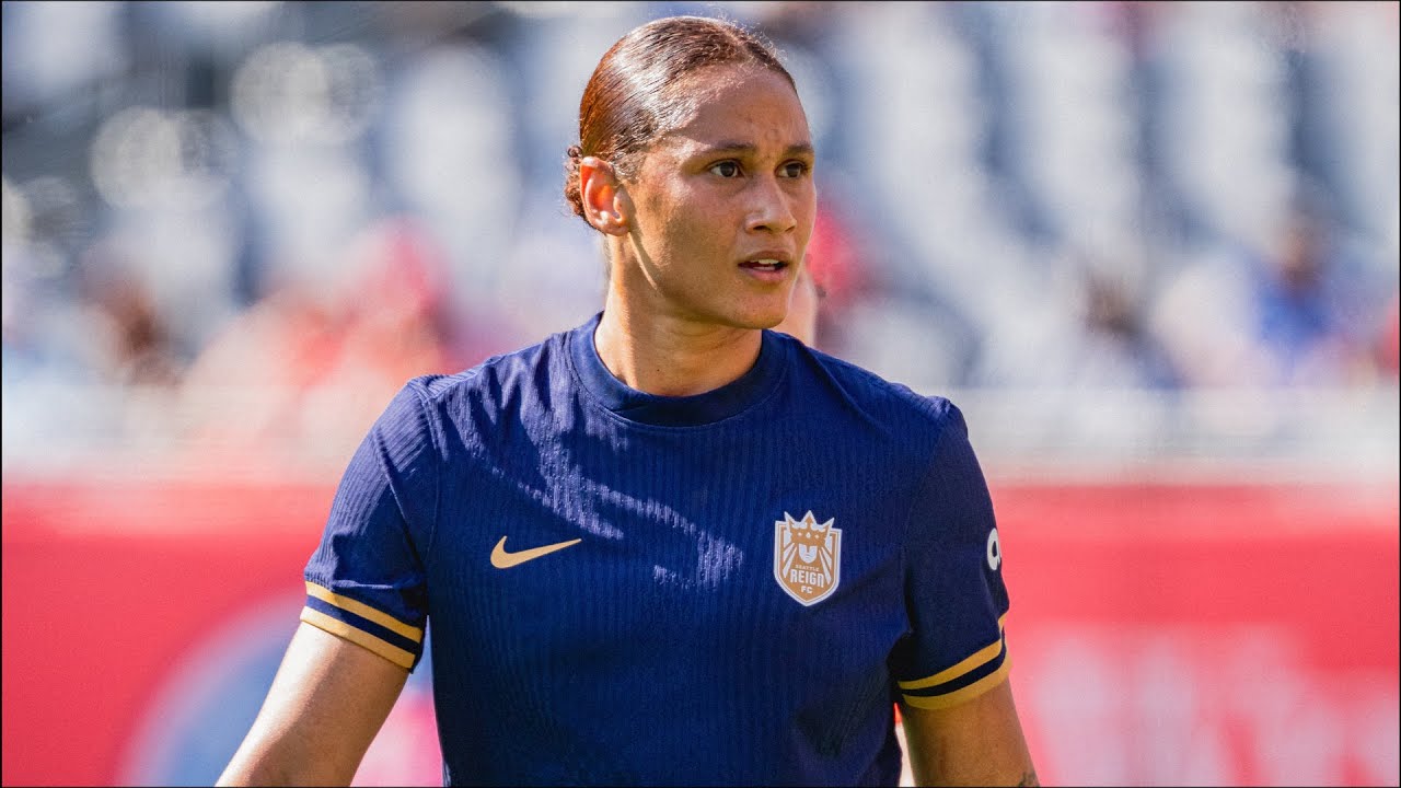 Interview: Lynn Biyendolo post-match at Chicago Stars - YouTube