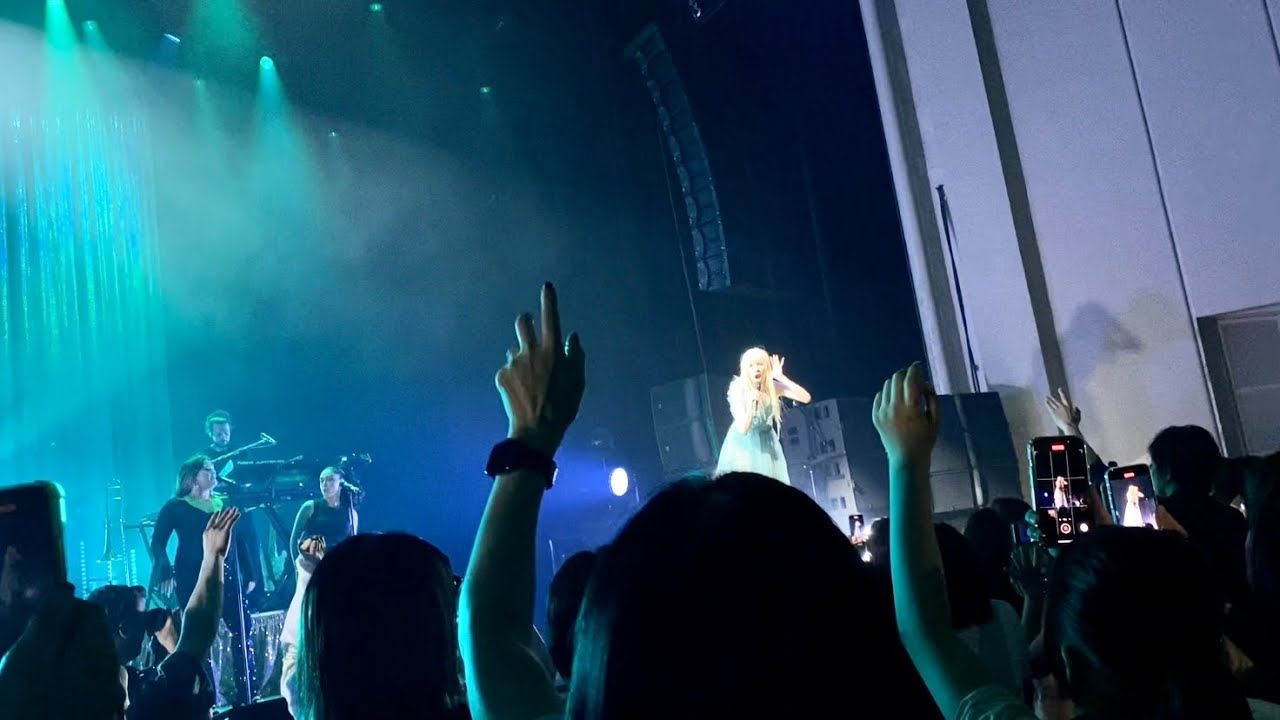 Carly Rae Jepsen - Call Me Maybe [Live at Fukuoka Sun Palace Hall 2023 ...