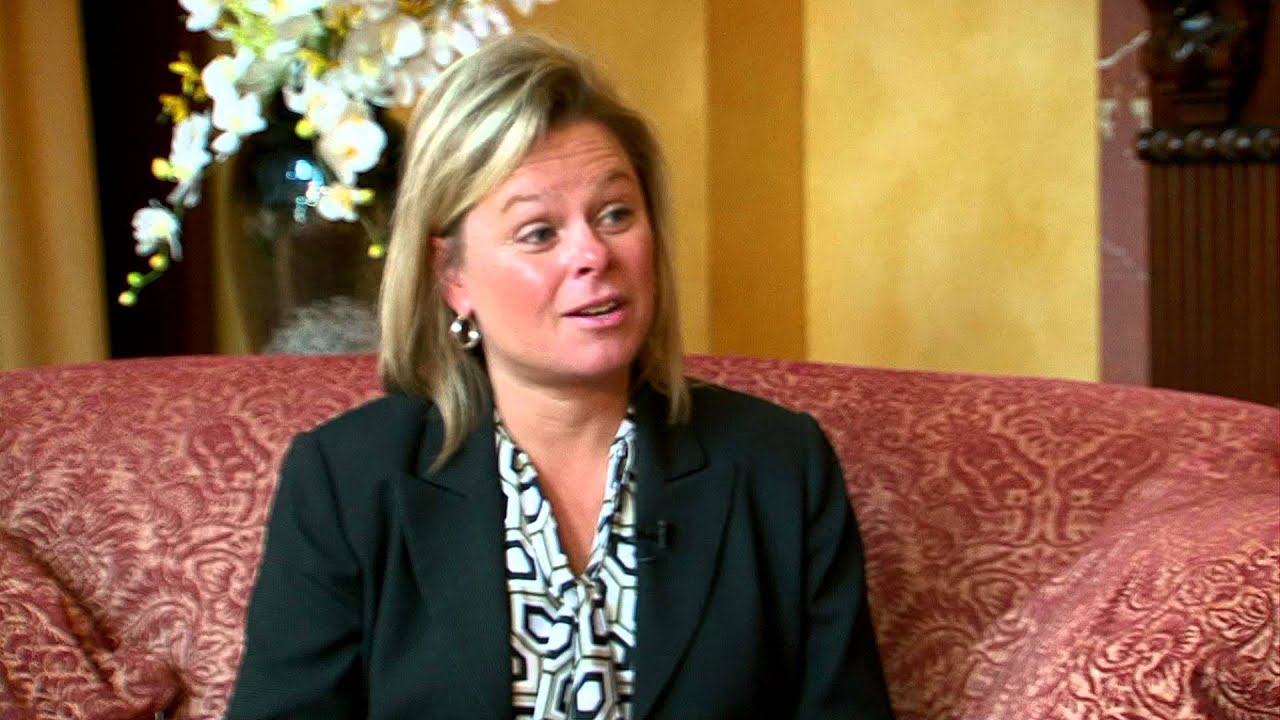 The Columns Banquets: Heidi Conschafter Interview - YouTube