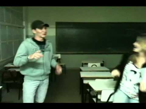 Agente dança muito mano