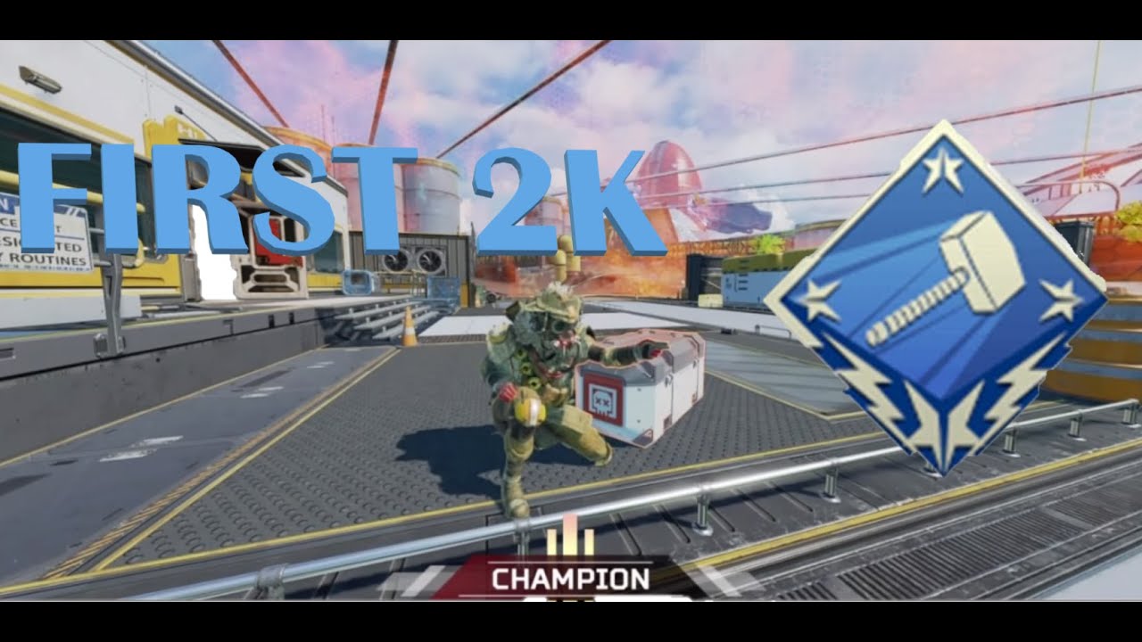 MY FIRST 2K DAMAGE BADGE IN APEX LEGENDS - YouTube