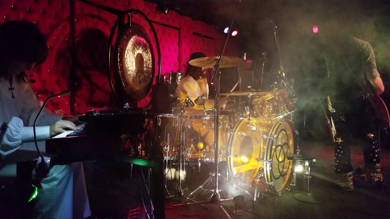 Mr Jimmy Sakurai,Jeff Mayer, August Young and Scott Brooks perform No ...