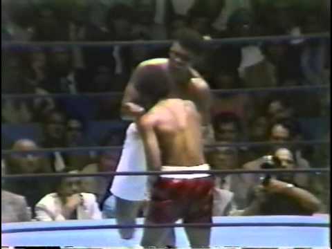 Muhammad Ali vs Jimmy Ellis 1971-07-26 - YouTube