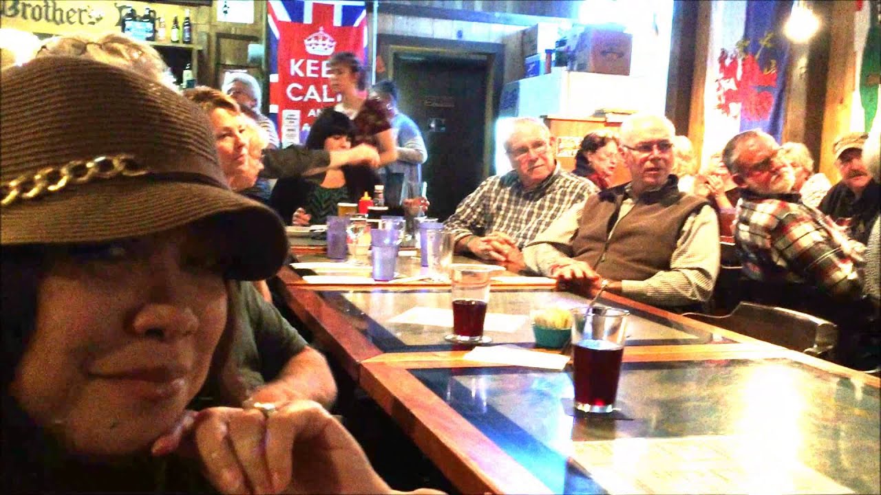 Dublin Pub Night at Little Brother's - YouTube
