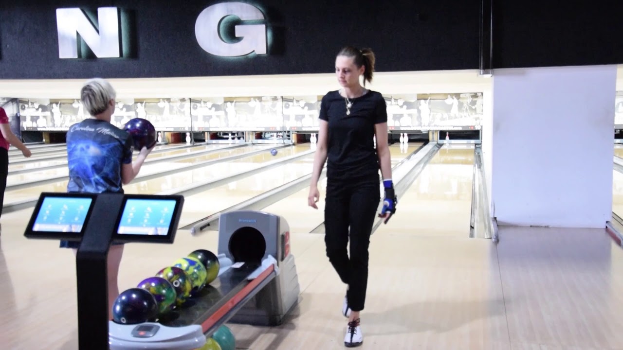 Bowling España "Espartanos 2018" - YouTube