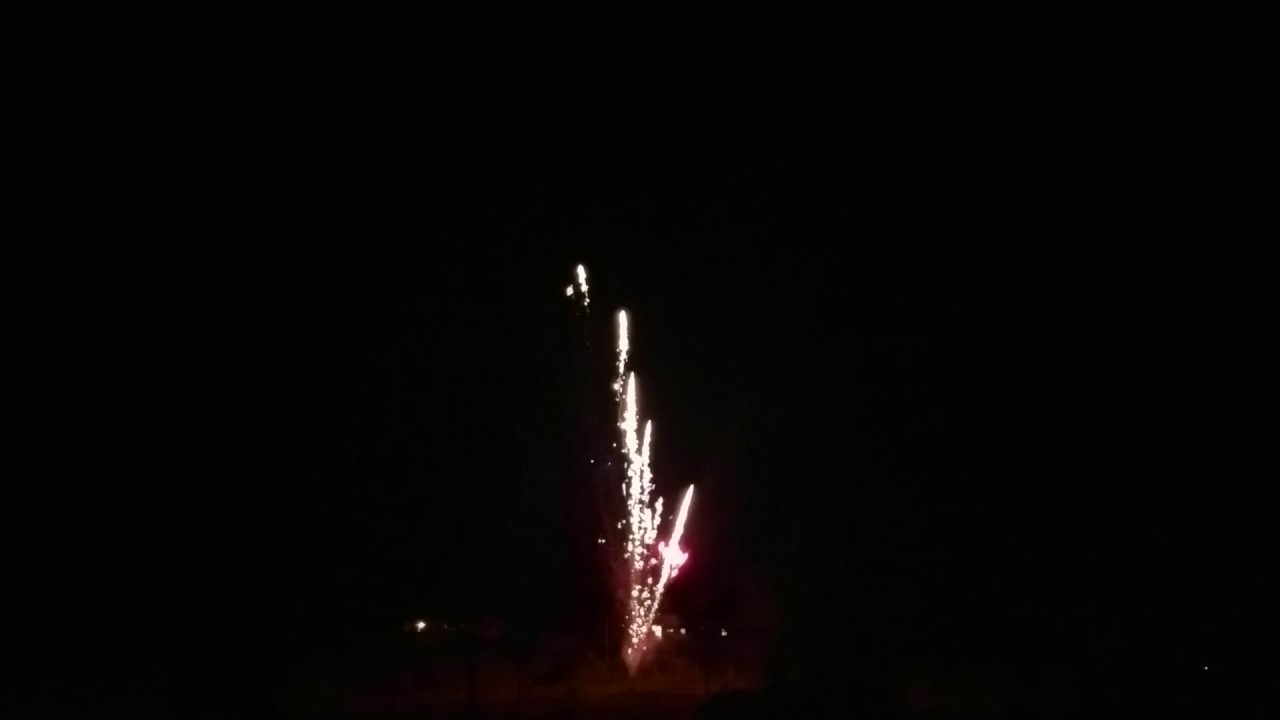 Megabanger Fireworks - Hyper Shot - YouTube