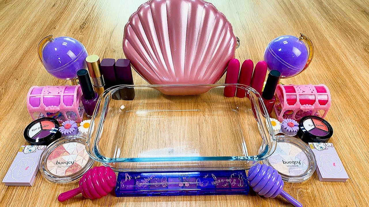Mixing “Violet” Eyeshadow and makeup, parts, glitter into Slime ...