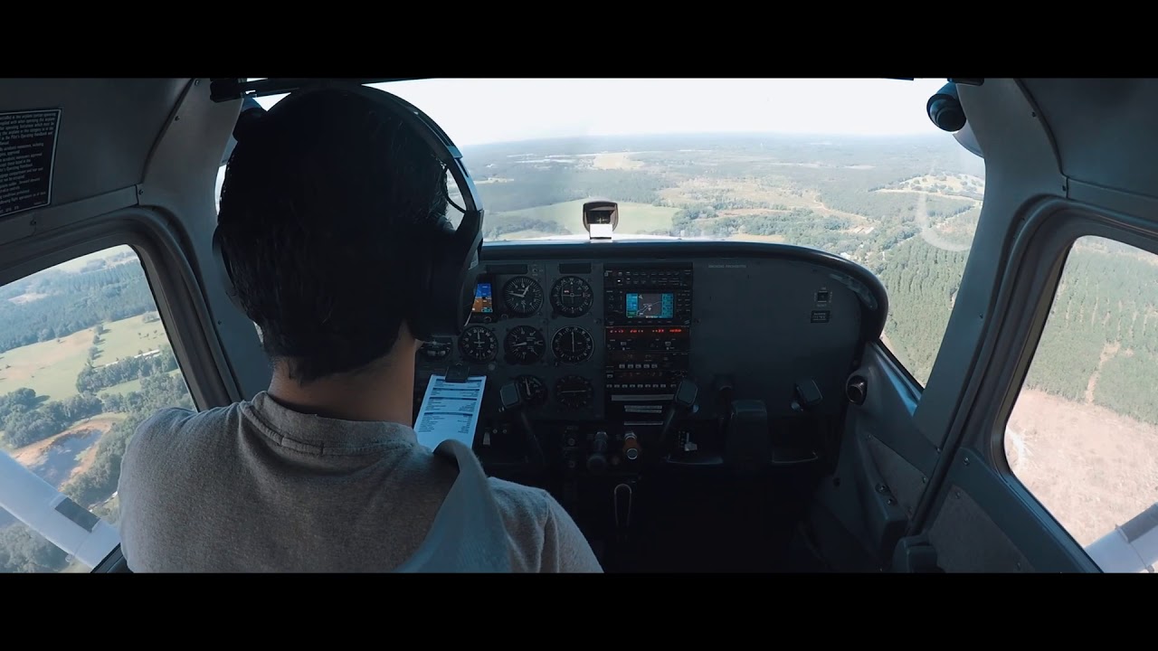 Solo flight KBKV-KGNV-KCTY - YouTube