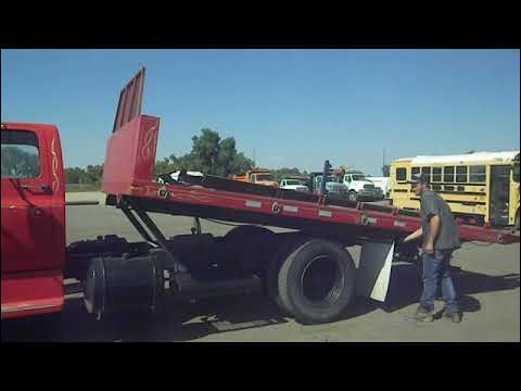 9372- 1973 GMC 6000 Rollback Flatbed Truck - YouTube