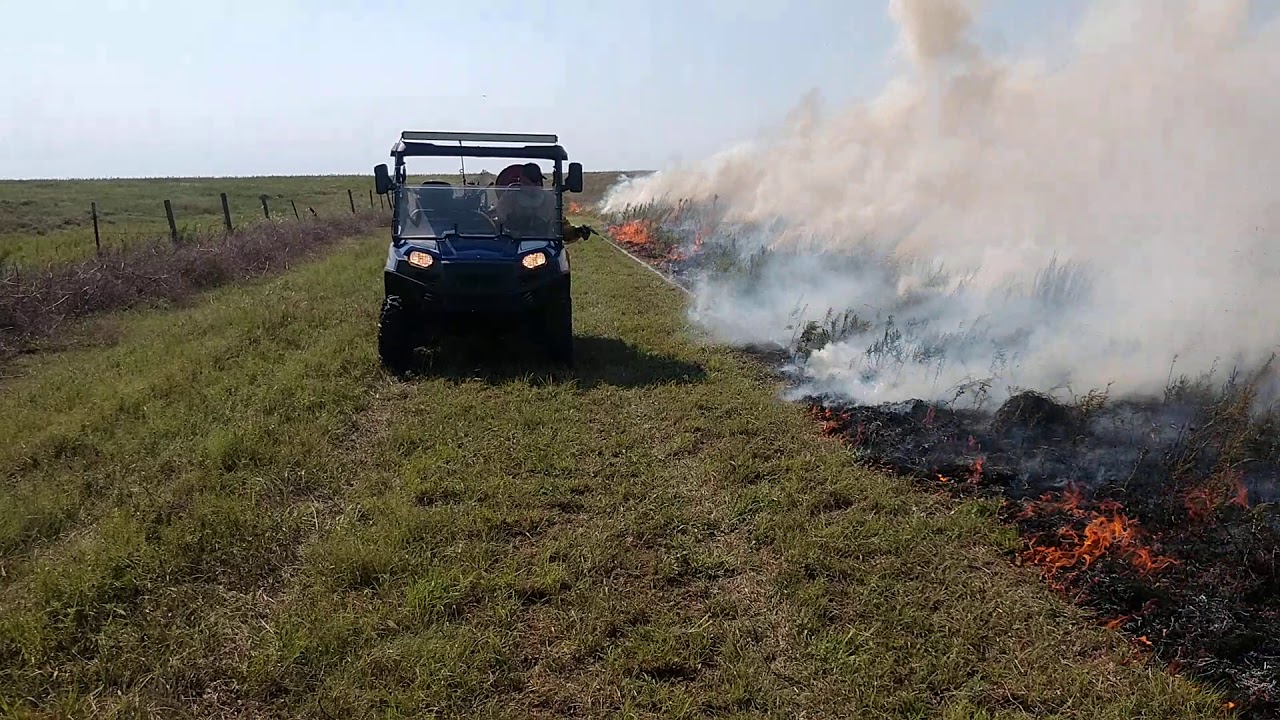 Prairie Poly 075 UTV Fire Skid and Sprayer - YouTube