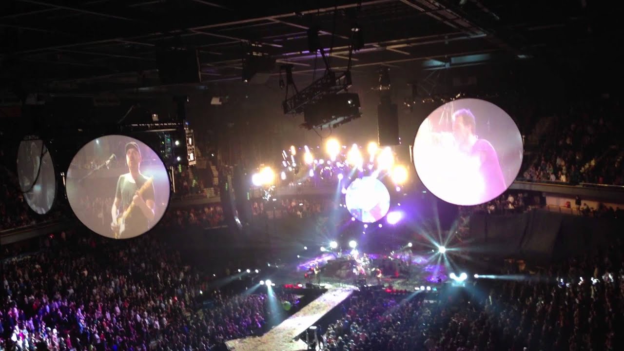 Fix You - Coldplay Concert 29 December 2012, Connecticut - YouTube