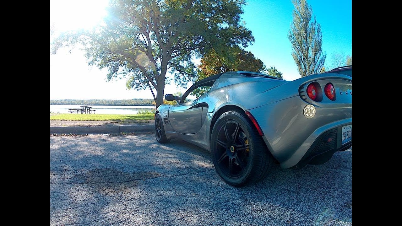 Lotus Elise - Rear Clam Removal - YouTube