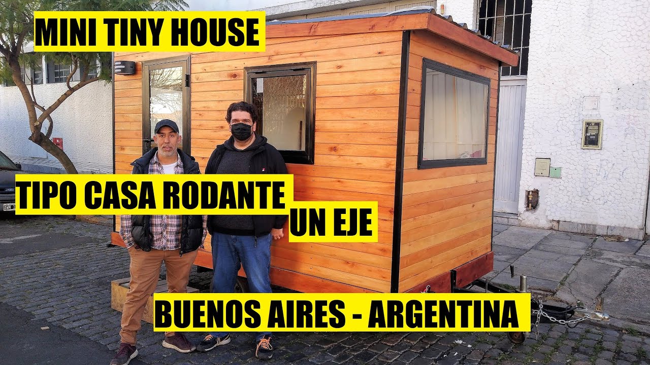 TINY HOUSE Mini Tipo Casa Rodante con Un Eje Revestimiento de Madera y ...