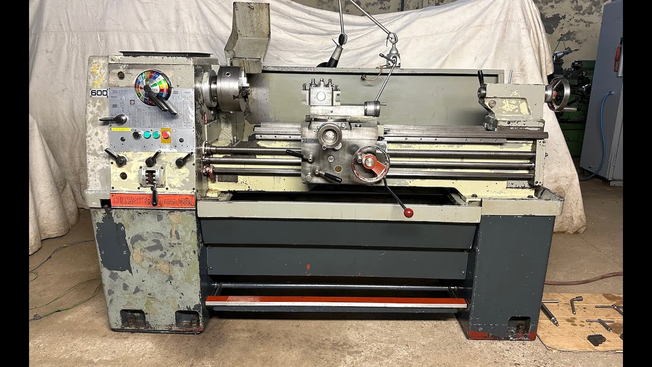 Colchester Master 2500 Lathe Machine - 1000 mm Job Length - YouTube