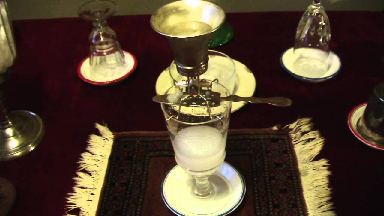 Absinthe Pelle val de travers / The Psychedelic Fairy - YouTube