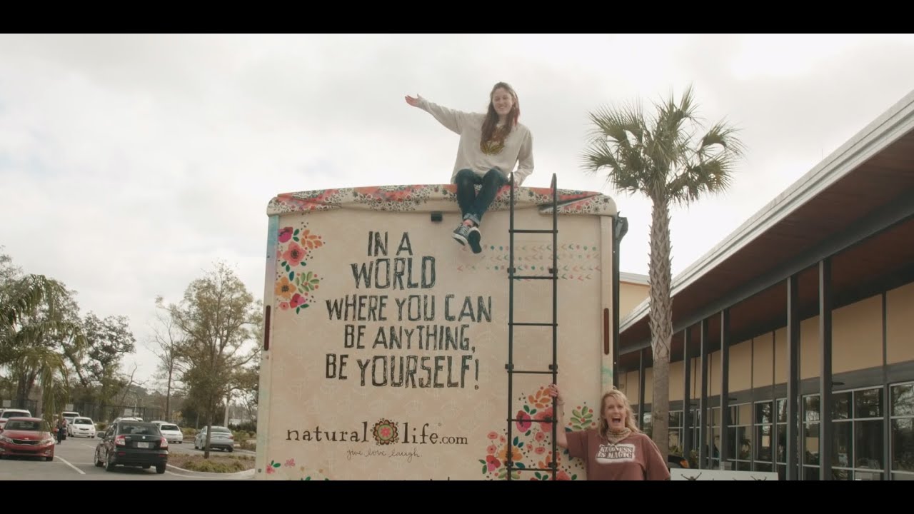 One Kind Act Can Change Someone's Entire Day - YouTube