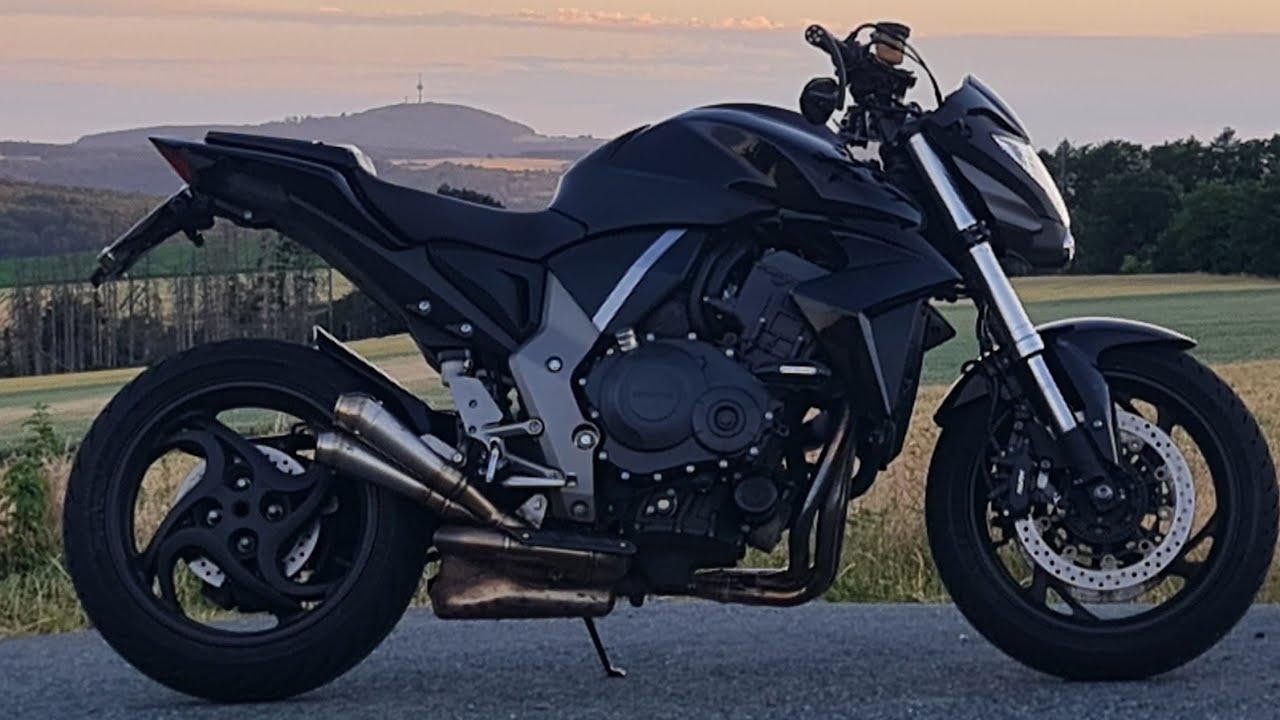 CB1000R SC60 Flyby Laser X-Treme ( GP Style ) w DB-Eater - YouTube