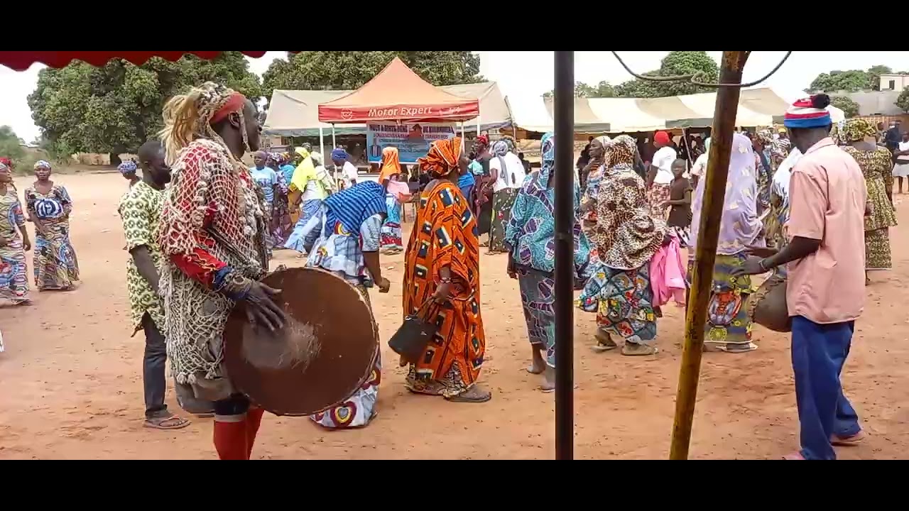 Madouba Kèlèkèlè didadi - YouTube