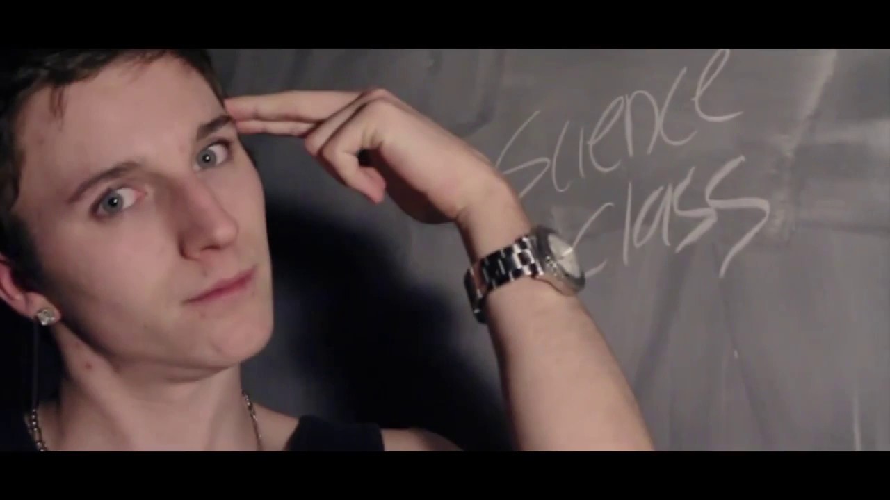 Parrot - Demon Inside (Eminem Remix) (2013) - YouTube