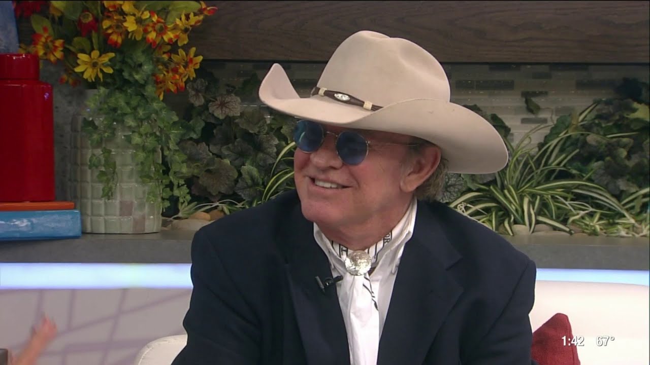 Country singer Gary P. Nunn reflects on the Texas music scene - YouTube