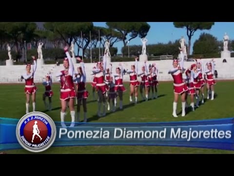 Pomezia Diamond Majorettes per La Partita del Cuore - YouTube