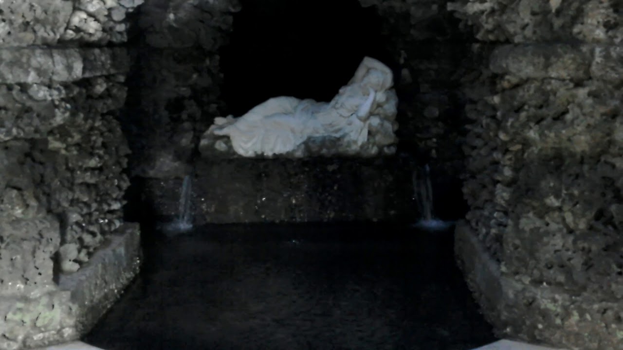 National Trust Stourhead cave. Tell me what you guys think - YouTube