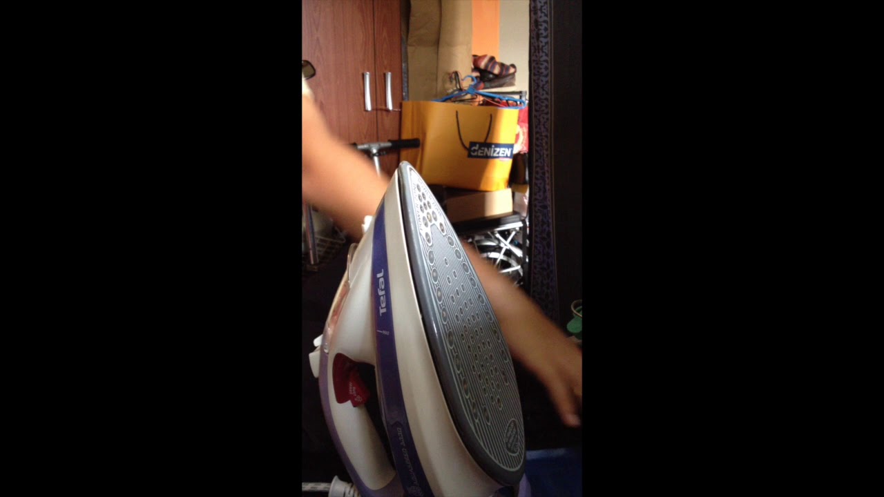 How to Iron Pants Line - YouTube