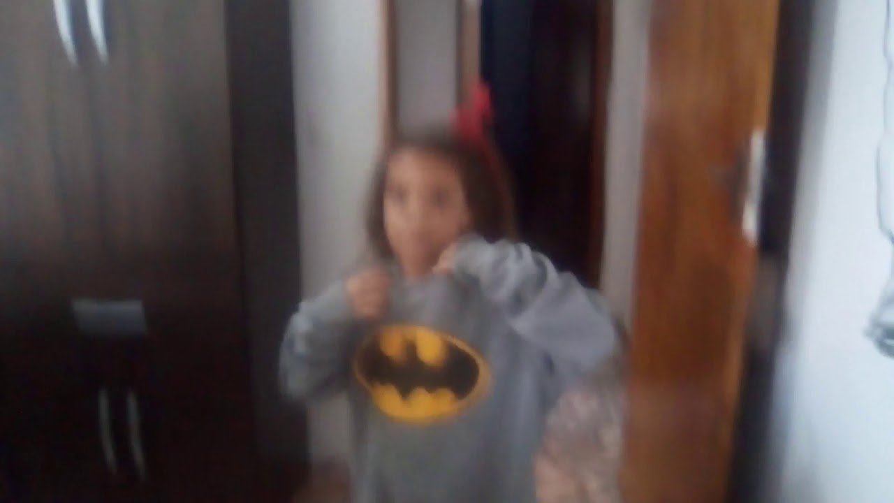 Provando roupas de minha irmã! - YouTube