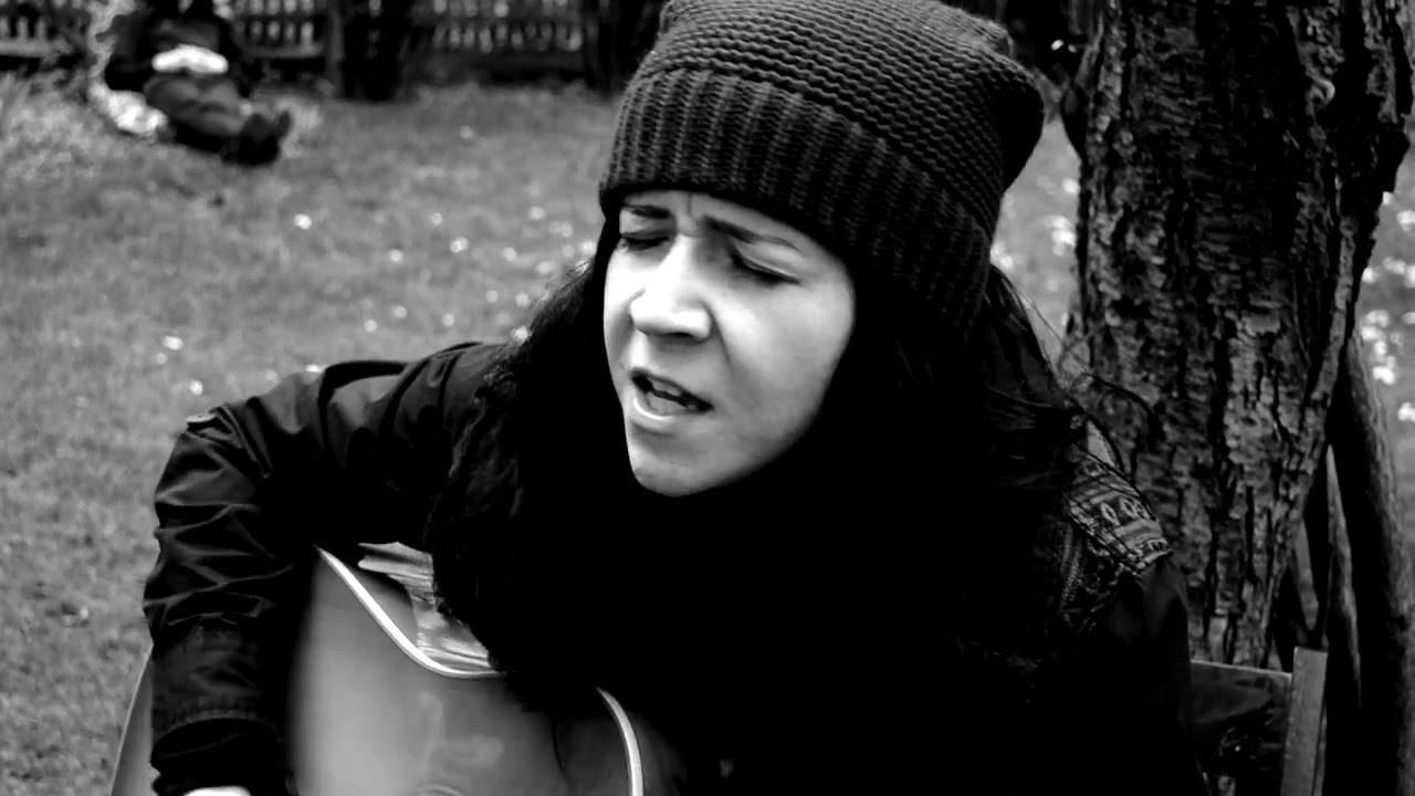 Juleah - The Sixth And Seventh Moon(Live On Sesiones Sónicas) - YouTube