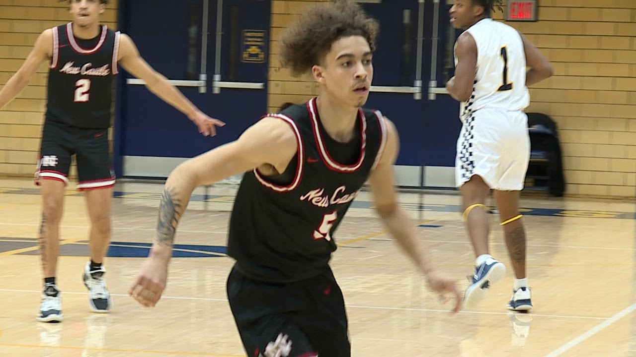 New Castle races past Farrell to remain unbeaten - YouTube