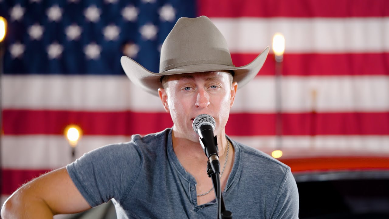 Brian Callihan - 'Everybody's In Love' (Acoustic) - YouTube