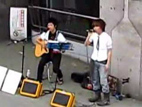 Japanese Singing Duo - YouTube