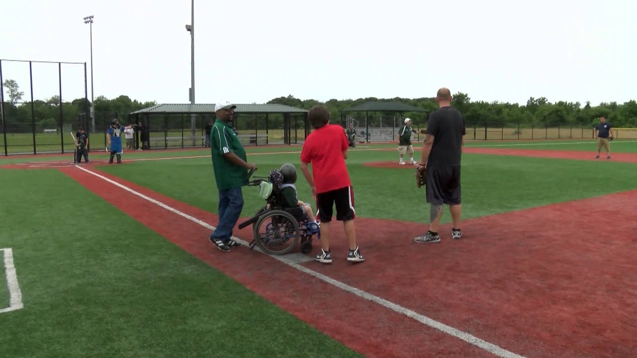 EBBL Buddy Ball - YouTube