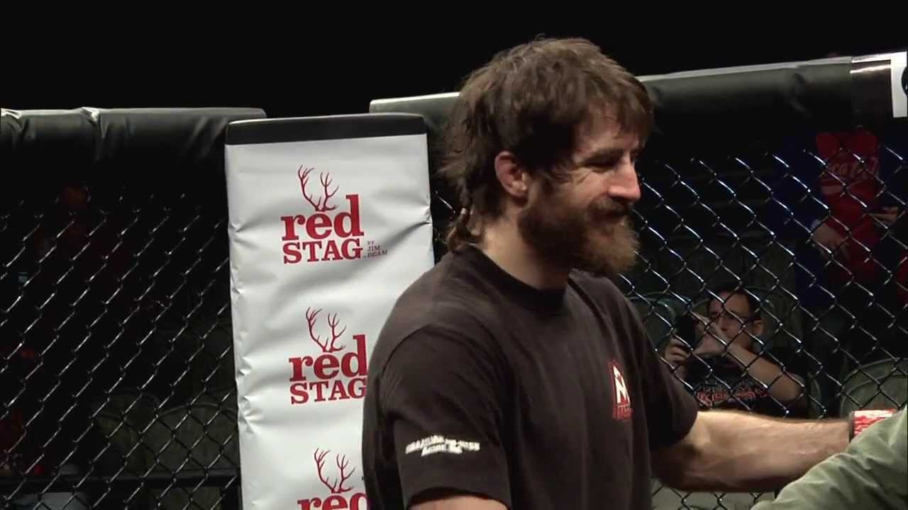 CES MMA PRESENTS: "NOVEMBER TO REMEMBER" CHUCK O'NEIL vs CHRIS WOODALL ...