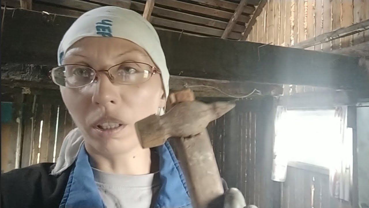ГОРОДСКАЯ в деревне 🔥Продолжаю ремонт пола Сильный туман утром Помидоры